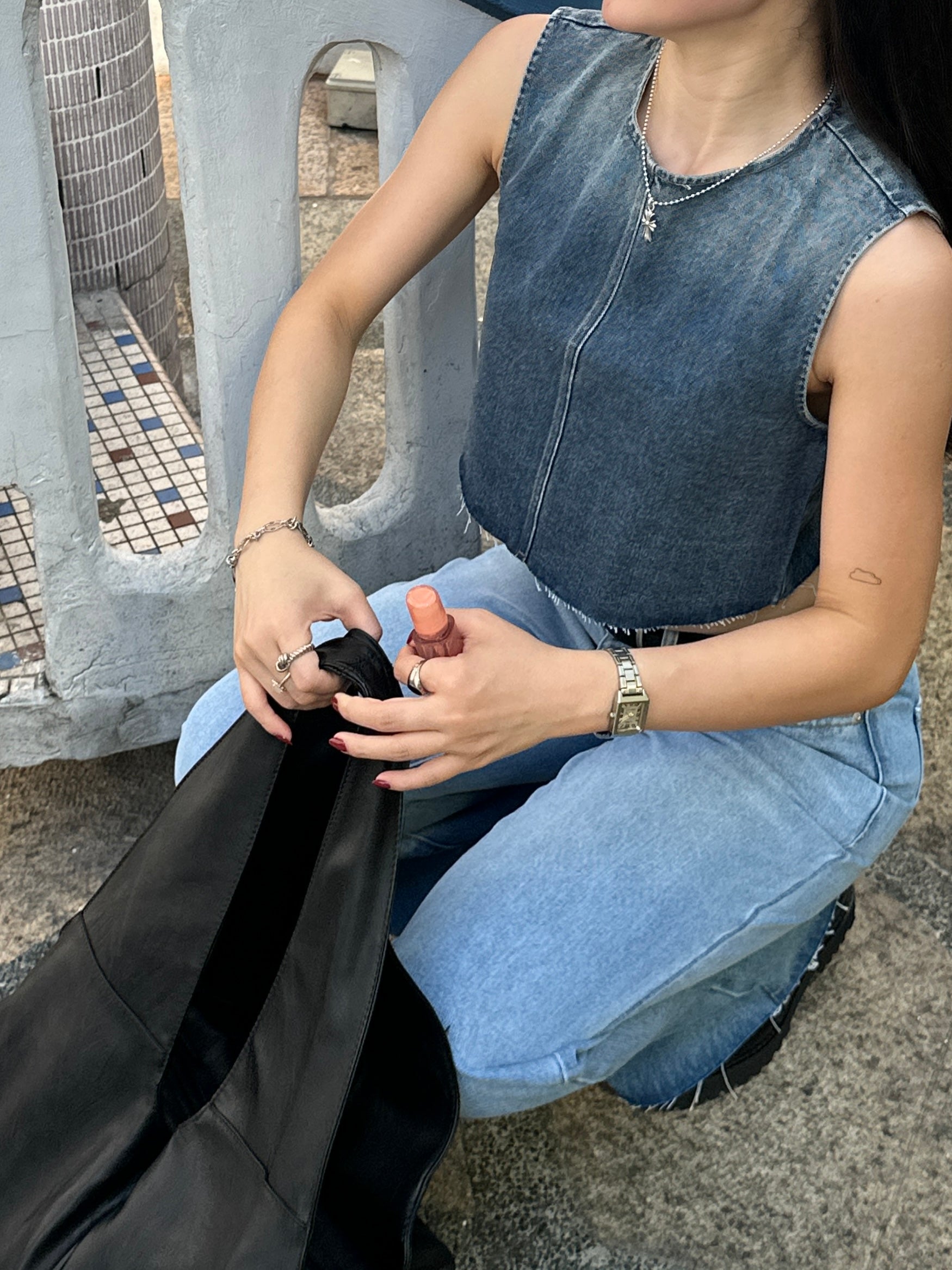 Galina Denim Frayed Hem Top – The Tinsel Rack
