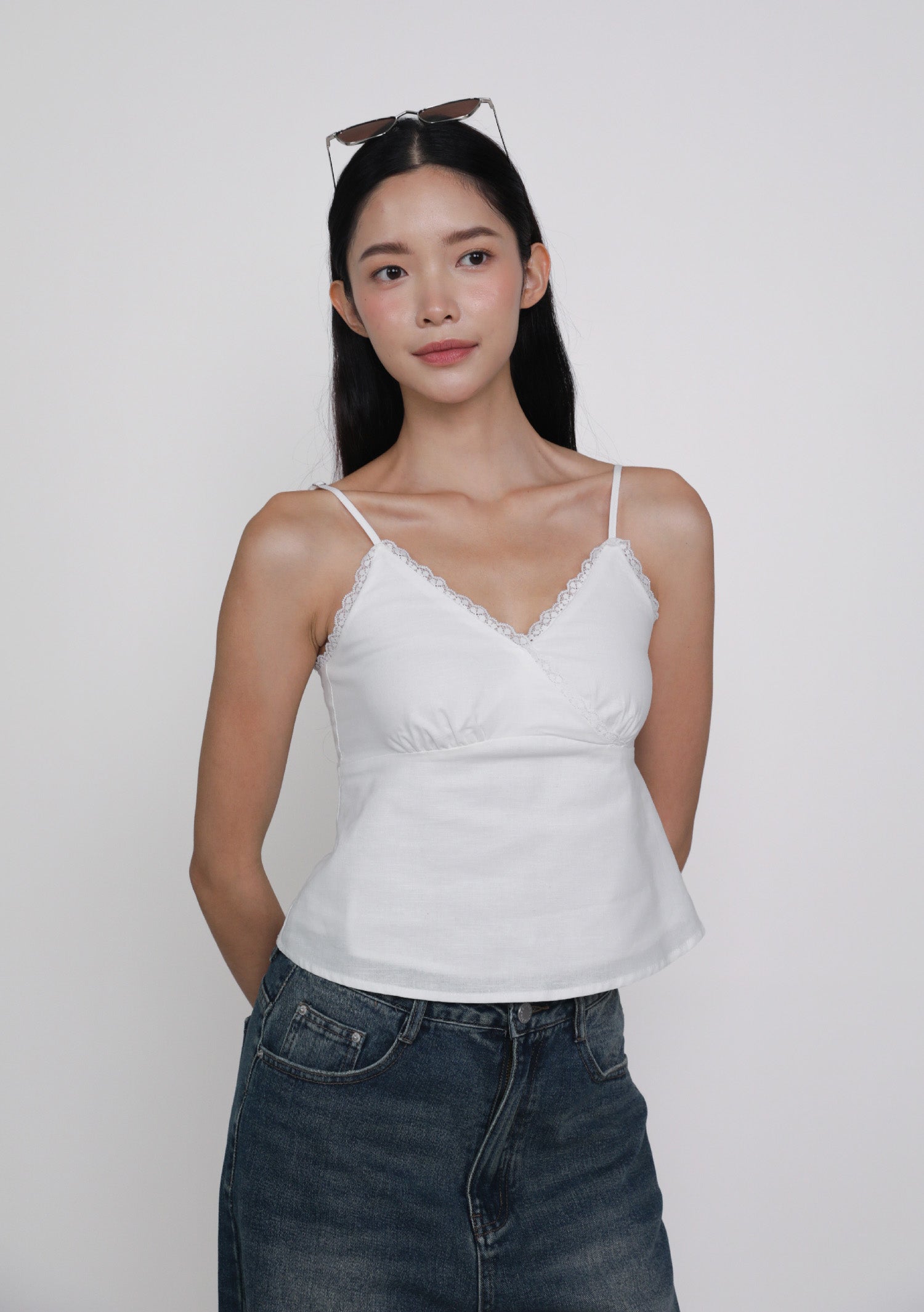 Dyanne Lace Trim Spag Top – The Tinsel Rack